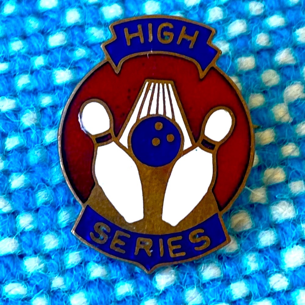 Vintage Enamel High Series Bowling Pin Japan - Gem